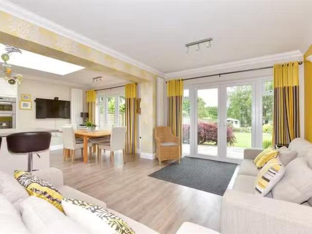 Canterbury Road, Densole, Folkestone. 4 bed detached house for.
