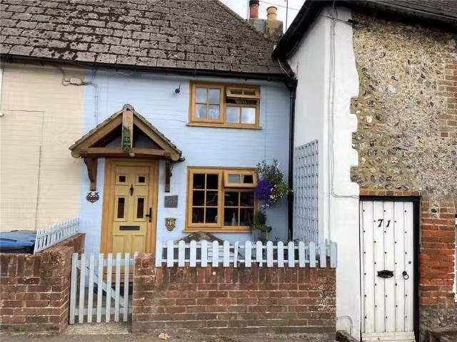 Canterbury Road, Lydden, Dover, Kent. 2 bed terraced house to.