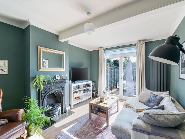Canterbury Road, Morden SM4, 3 bed property to rent, £2,250 pcm | PrimeLocation