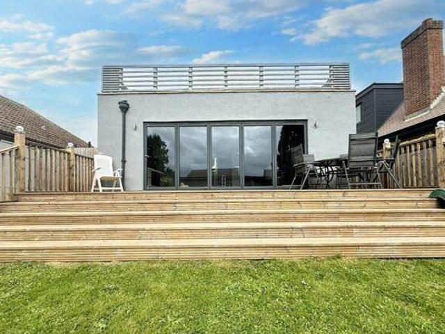Canterbury Road West, Cliffsend, 4 Bedroom Chalet