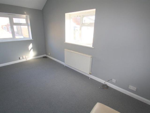 Canterbury Street, Gillingham, Kent ME7, 1 bed flat to rent, £795 pcm | PrimeLocation