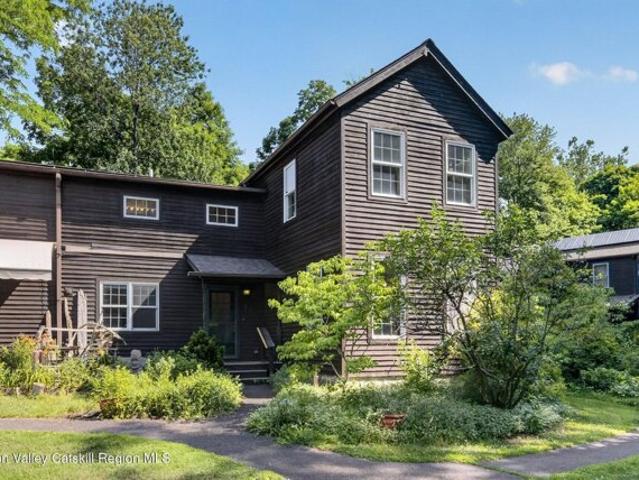 Cantines Island Ln, Saugerties, Home For Sale