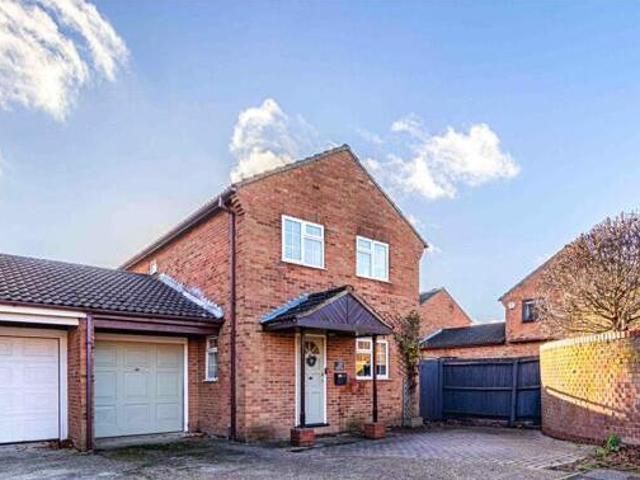 Cantilupe Close, Eaton Bray, 3 Bedroom Link