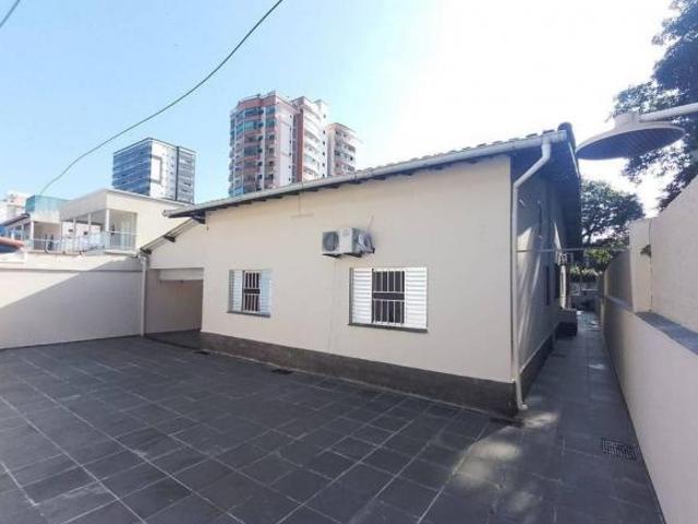 Canto do Forte Casa ISOLADA com 04 Dormitórios 08 Vagas