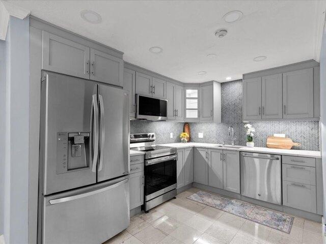 Canton St Apt,randolph, Condo For Sale