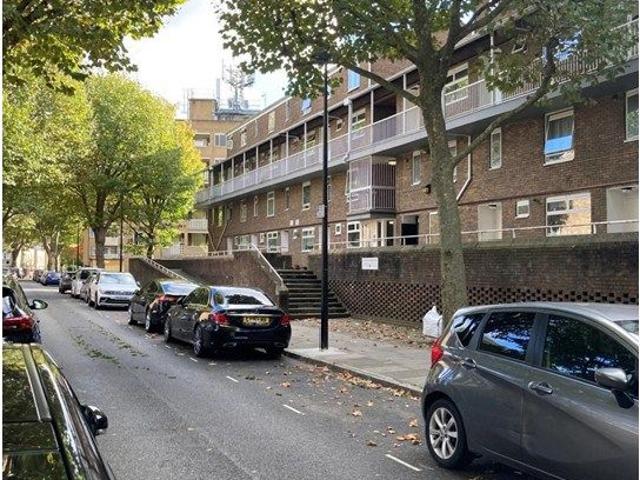 Canton Street, London E14, Room to rent, £975 pcm | PrimeLocation