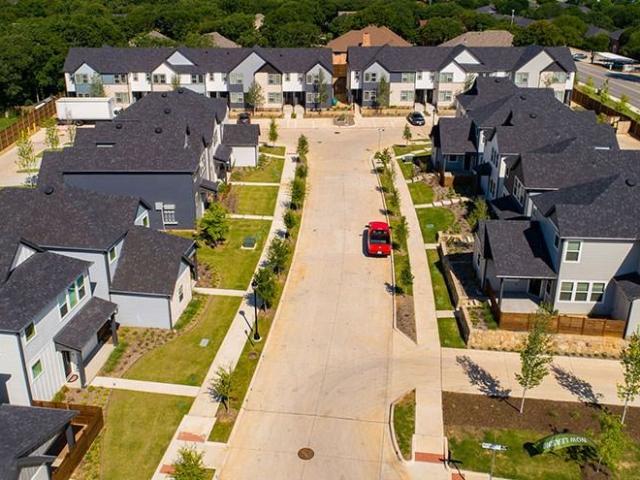 Canvas at Denton Rental Homes 2 Bedroom Apartment for Rent at 1509 Canvas Way, Denton, TX 76205