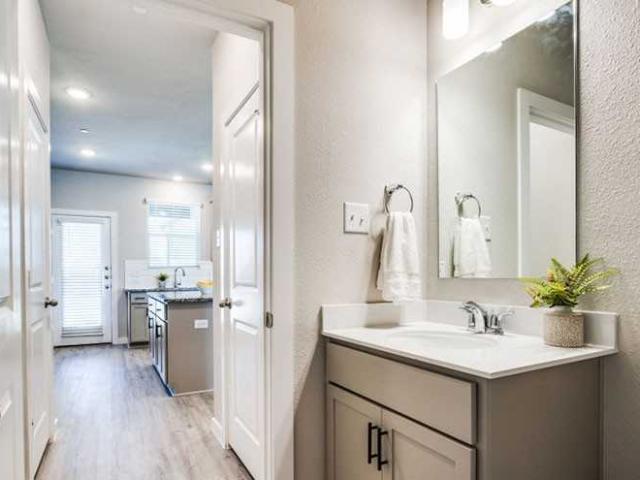 Canvas at Denton Rental Homes 2 Bedroom Apartment for Rent at 1509 Canvas Way, Denton, TX 76205