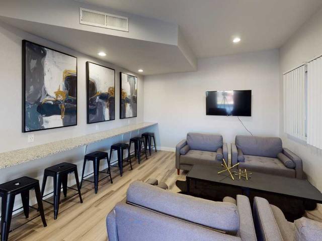 Canyon 35 2 Bedroom Apartment for Rent at 4336 N 35th Ave, Phoenix, AZ 85017