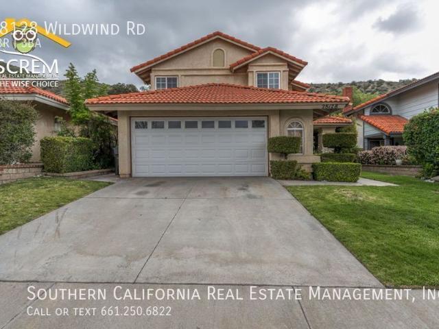 Canyon Country Home with Three Bedrooms and Office