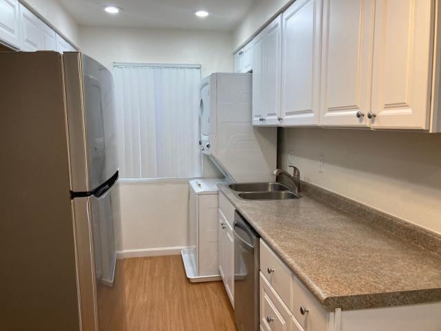 Canyon Club Apartments