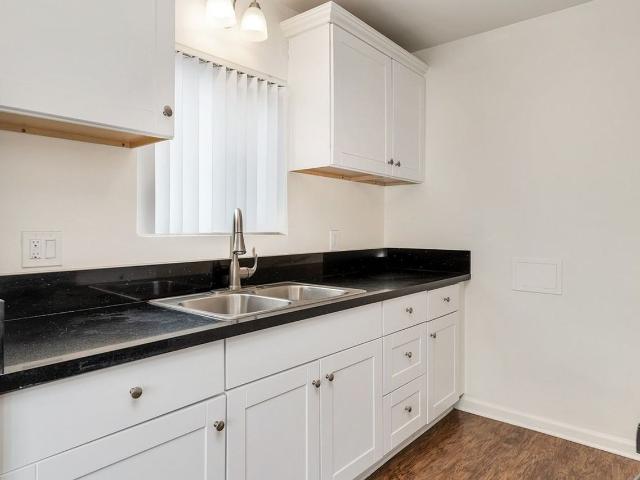Canyon Drive Apartment Homes 2 Bedroom Apartment for Rent at 2244 Canyon Dr, Costa Mesa, CA 92627 Westside Costa Mesa