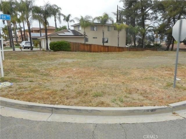 Canyon Lake Dr S, Canyon Lake, CA 92587