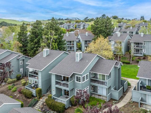 Canyon Meadows Dr 2 Bedroom Condo for Rent at Canyon Meadow Cir, Pleasanton, CA 94588