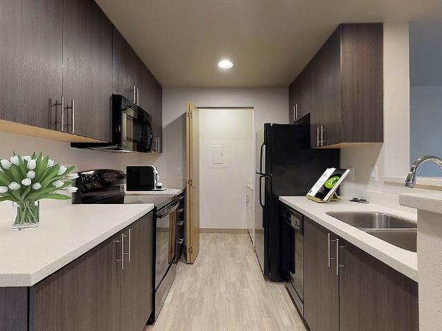 Canyon Pointe 2 Bedroom Apartment for Rent at 1630 228th St Se, Bothell, WA 98021 Canyon Park