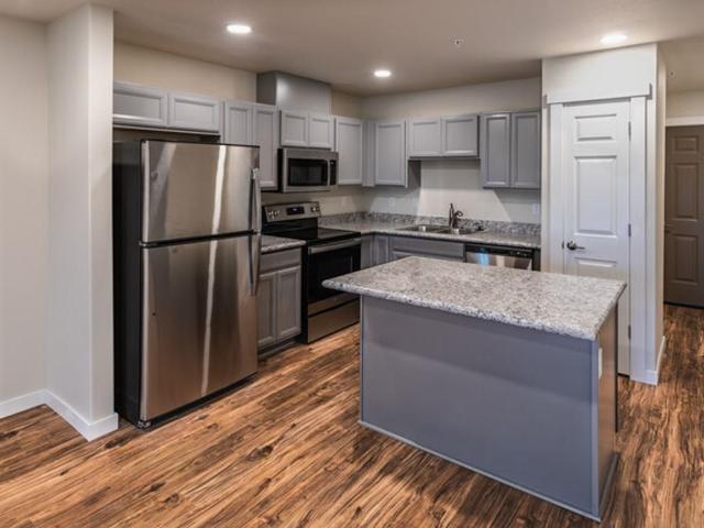 Canyon View 2 Bedroom Apartment for Rent at 3200/3230 SW Perkins Ave, Pendleton, OR 97801