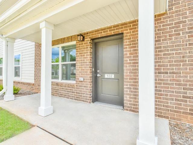 Canaan Crossing 3 Bedroom Apartment for Rent at 1200 Wheat St, Madison, GA 30650