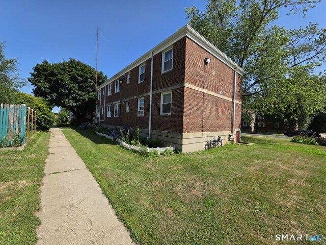 Canaan Rd Apt,bridgeport, Condo For Sale