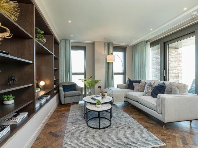 Canada Gardens, 2 Engineers Way. 3 bed apartment to rent £3,050 pcm £704 pw