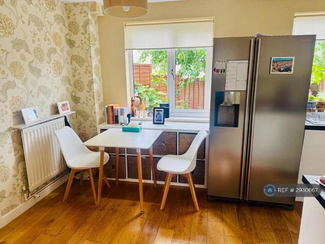 Canada Gardens, London, SE13 2 bed terraced house to rent £2,250 pcm £519 pw