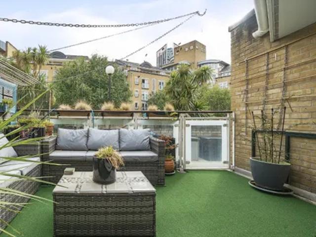 Canada Street, Canada Water, London, SE16 6BL, United Kingdom | 4 bed townhouse for rent #166278139 | Rentberry