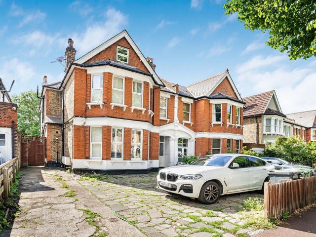Canadian Avenue, London SE6 1 bed ground floor flat to rent £1,550 pcm £358 pw