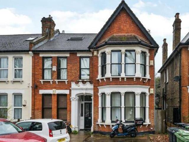 Canadian Avenue, London, 2 Bedroom Flat