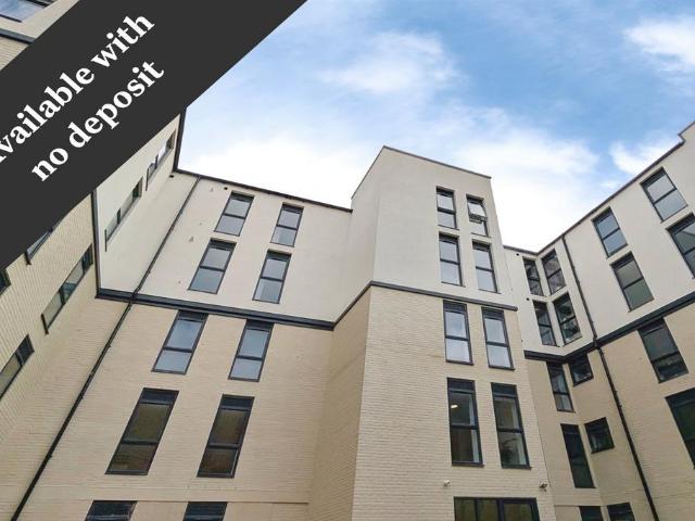 Canal Walk, Southampton SO14 1 bed flat to rent £1,050 pcm £242 pw
