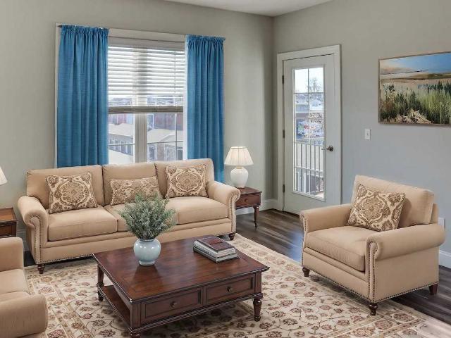Canal Crossing at Whitneyville West 1 Bedroom Apartment for Rent at 380 Mather St, Hamden, CT 06514