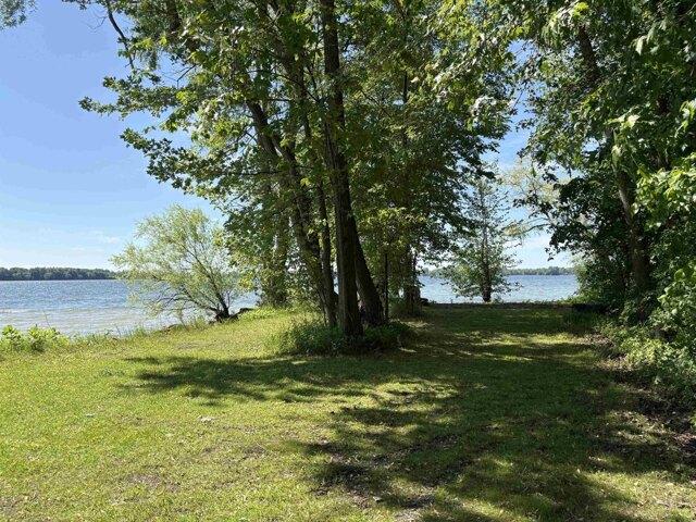 Canal Ln, North Hero, Home For Sale