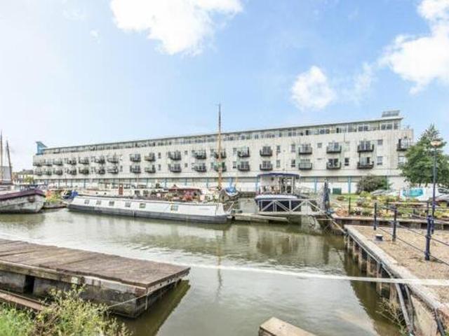 Canal Road, Venture Court, Gravesend, 2 Bedroom Flat