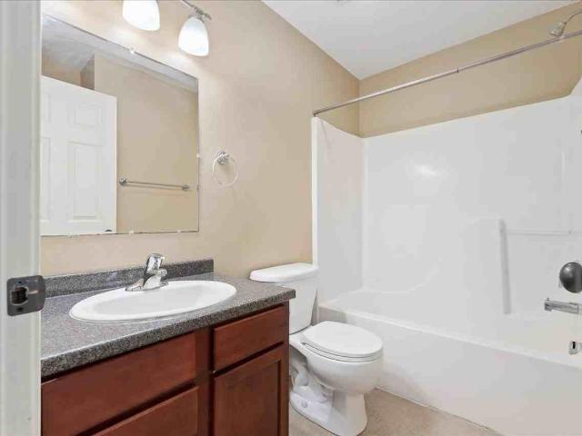 Canal St Apartments 1 Bedroom Apartment for Rent at 2903 W Canal St, Boise City, ID 83705 Vista