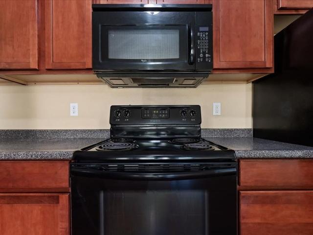 Canal St Apartments 1 Bedroom Apartment for Rent at 2903 W Canal St, Boise City, ID 83705 Vista