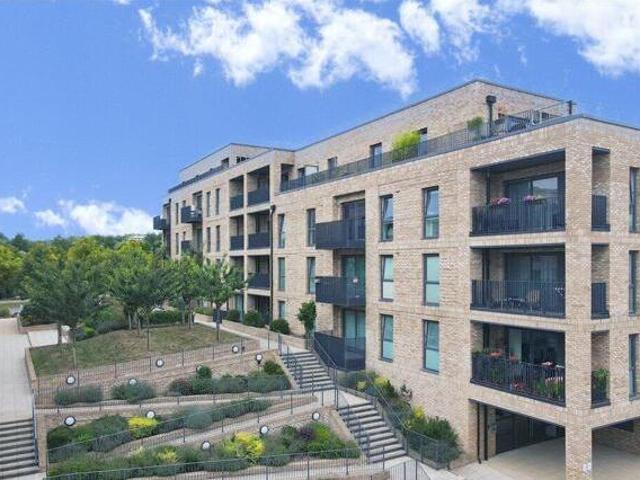 Canal Street, Campbell Wharf, 2 Bedroom Apartment