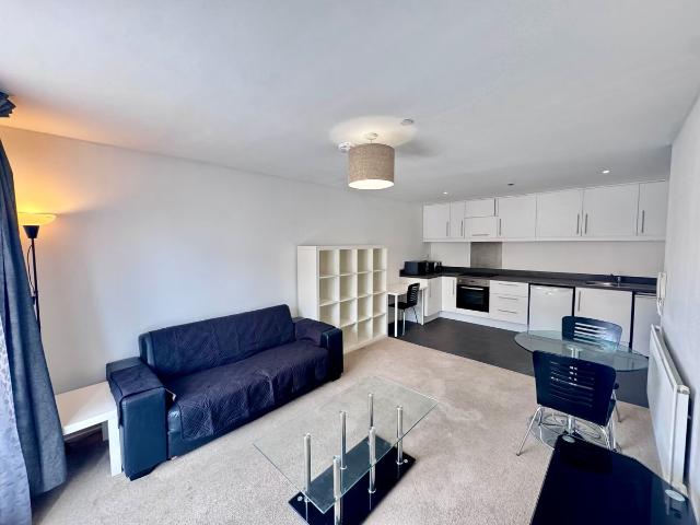 Canal Street, Nottingham NG1, 2 bed flat to rent, £1,100 pcm | PrimeLocation