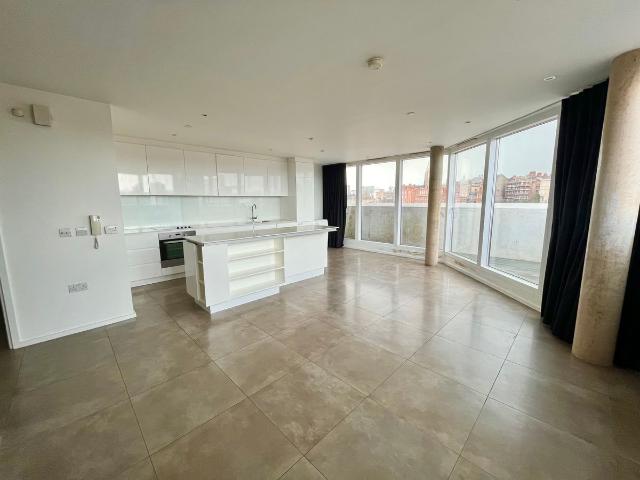 Canal Street, Nottingham NG1, 2 bed penthouse to rent, £1,350 pcm | PrimeLocation