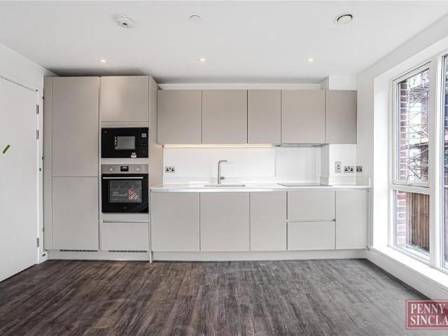 Canalside Quarter, North Oxford 2 bed apartment to rent £2,200 pcm £508 pw