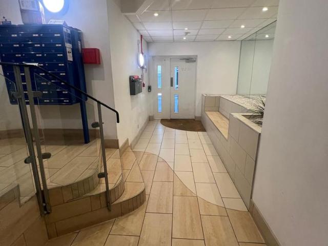 Canary Wharf, E14 Flat to rent £2,500 pcm £577 pw