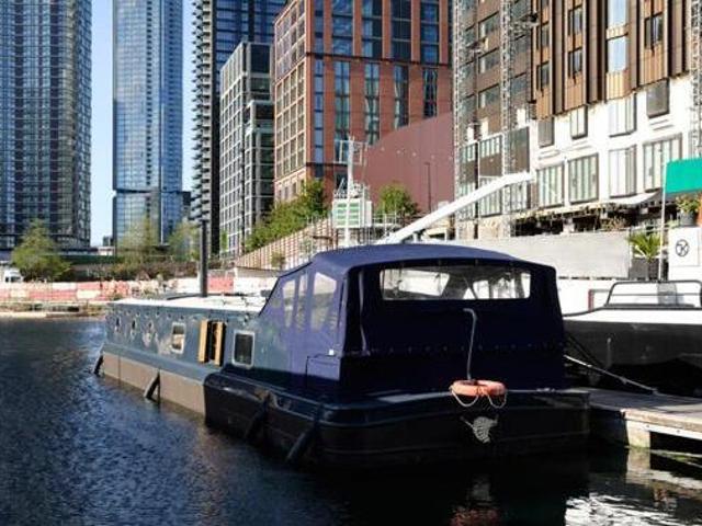 Canary Wharf, London, 1 Bedroom House
