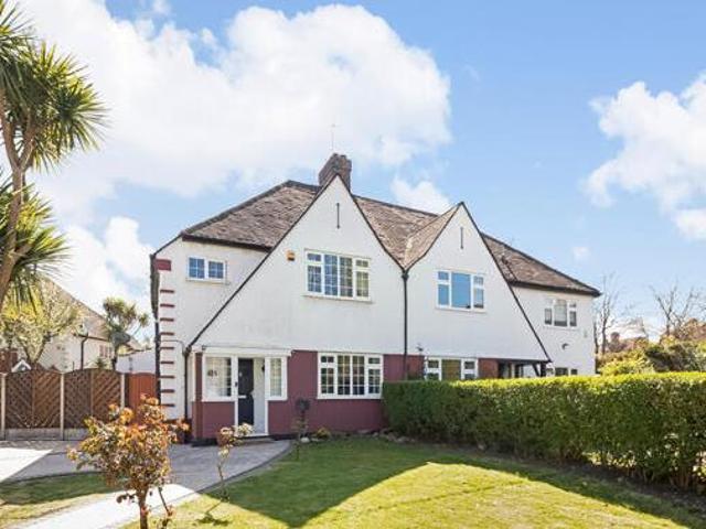 Canberra Road, Charlton, 3 Bedroom Semi detached