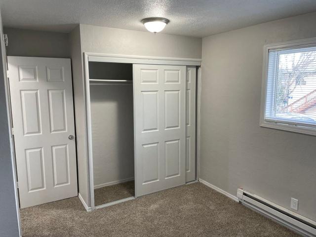 Canby Square 2 Bedroom Apartment for Rent at 341 Se 2nd Ave, Canby, OR 97013 Canby
