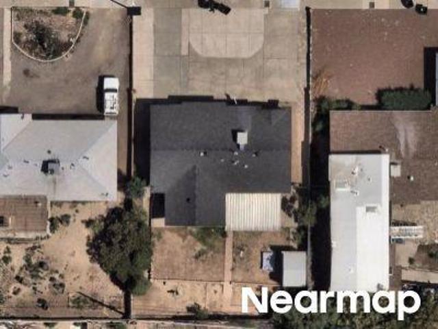 Candelaria Rd NE