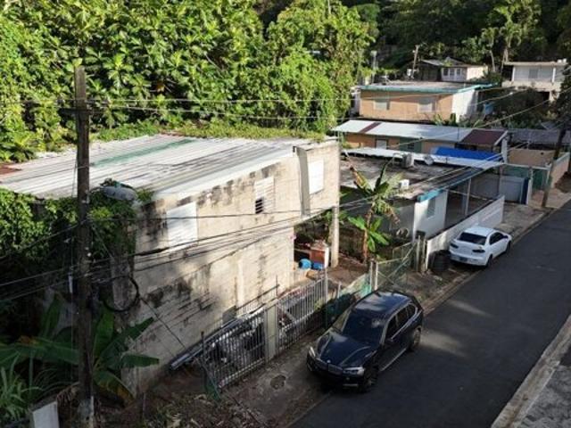 Candelario Arenas Bo Villa Albizu #,toa Baja, Home For Sale