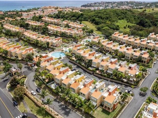 Candelero Dr Apt,humacao, Home For Sale