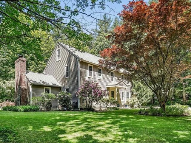 Candlewood Dr, Amherst, Home For Sale