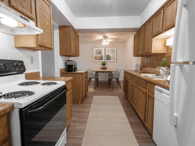 Candlewyck Apartments 1 Bedroom Apartment for Rent at 100 Candlewyck Dr, Kalamazoo, MI 49001 South Westnedge