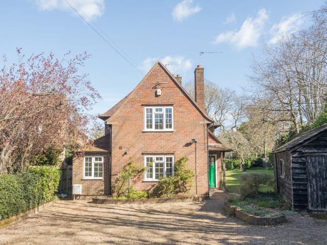 Candlemas Lane, Beaconsfield HP9, 3 bed detached house to rent, £2,950 pcm | PrimeLocation