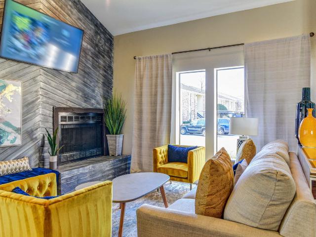 Candleridge Park Apartments 2 Bedroom Apartment for Rent at 1601 Wooded Pine Dr, Houston, TX 77073