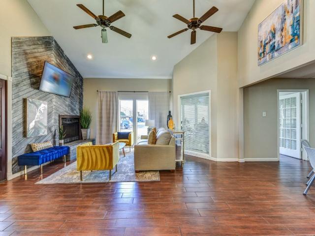 Candleridge Park Apartments 2 Bedroom Apartment for Rent at 1601 Wooded Pine Dr, Houston, TX 77073
