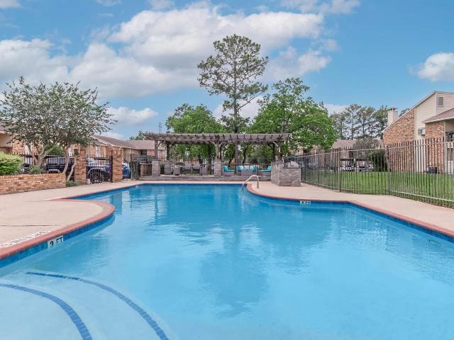 Candleridge Park Apartments 2 Bedroom Apartment for Rent at 1601 Wooded Pine Dr, Houston, TX 77073